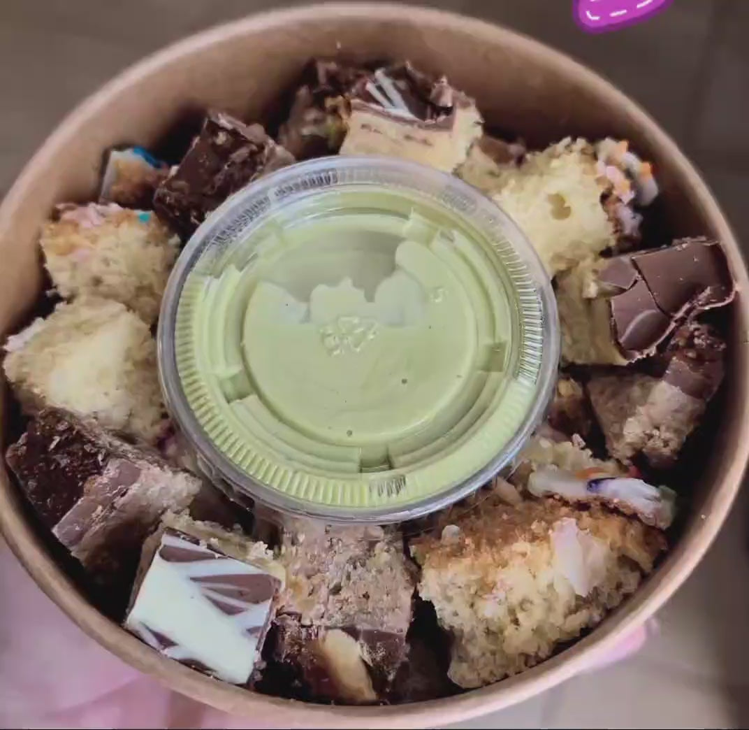 Nibble Box – Stacey Cakes